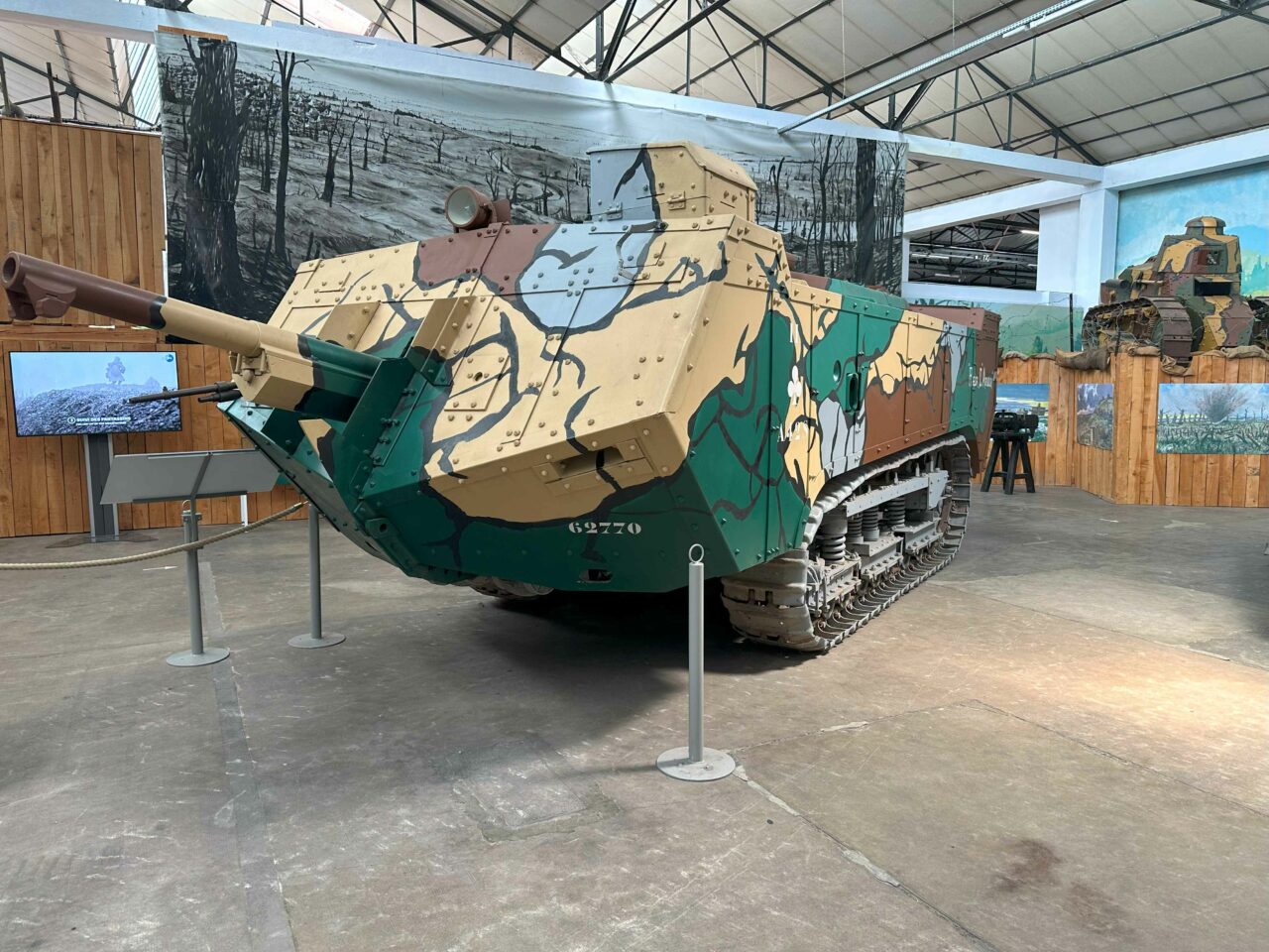 Le char St-Chamond - Musée des Blindés